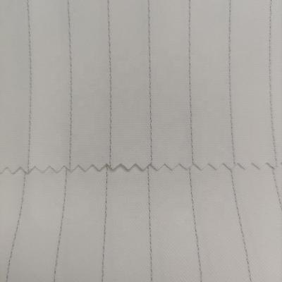 Cina Impermeabile 205gm Abbigliamento medico abbigliamento con borsa e anti-statico in vendita