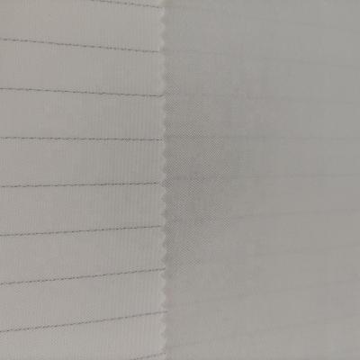 Cina Impermeabile 205gm Abbigliamento medico abbigliamento con borsa e anti-statico in vendita