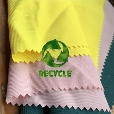 Cina Stoffa di poliestere riciclato 100% in stile semplice Stoffa RPET certificata GRS per abiti in vendita