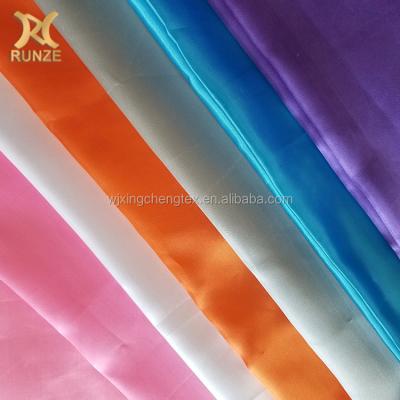 Cina Tessuto satinato di seta rosa stampato per sari in vendita