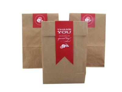China 300gsm Brown Recycled Paper Bags , Eco Friendly Kraft Paper Bag for sale
