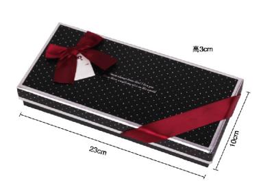 China Fashional matt lamination finished 1000g cardboard scarf box packaging box for sale