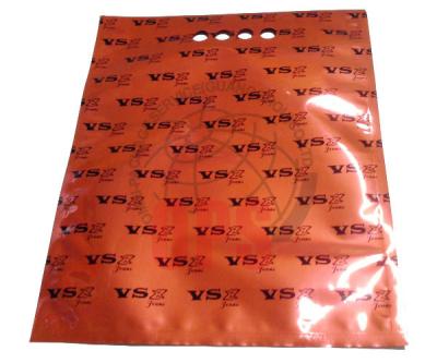 Cina 3 strati hanno laminato i sacchetti della spesa stampati abitudine con il foro di dito in vendita
