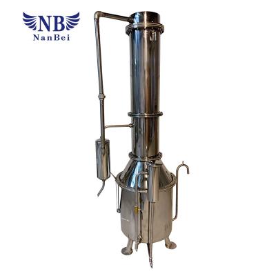China Elektrische het Verwarmen Toren Dubbele SS 200L/H Water Distillerende Apparaten Te koop