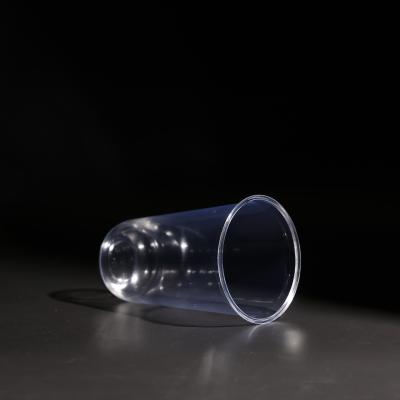 Cina 18OZ Tazze di PET personalizzate con coperchi e cannucce per bevande fredde in vendita