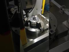 Automatische balanceringsmachine met enkel station Automatische uitgangsversnelling Automatische balanceringsmachine Verticale boorcorrectie in enkel vlak