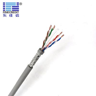 中国 23AWG Cat6a UTPのイーサネットLANケーブル4はおおわれる歪んだポリ塩化ビニールを組み合わせる 販売のため