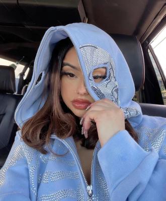 Cina Donna Plus Size Y2k Punk Streetwear Crop Top Hoodie con Bling Skull Rhinestone Zipper in vendita