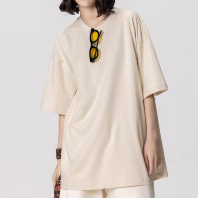 Cina T-shirt bianche da donna in taglia più 220 grammi Peso del tessuto Stampa personalizzata Logo Acid Wash in vendita