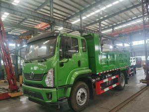 China Heavy-Duty Shacman 4X2 Truck for Sludge and Coal Ash Transport for sale