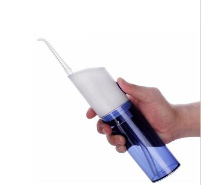 China Low Noise Cheap Rechargeable Dental Water Floss for Beginner/Kids for sale