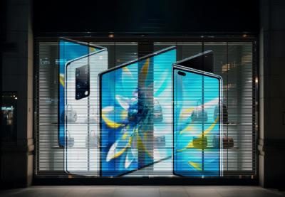 China Indoor P3.9 1000*500mm Energy Saving High Transparency Easy Install Transparent LED Display Screen Wall for sale