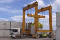China RTG Type Rubber-Tyred Remote Control Mobile Gantry Crane With EAC Certificate for sale
