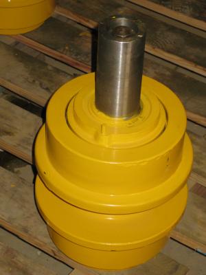 China carrier roller SD16,SD22,SD32,SD42,D65,D85,D155,D355 for sale