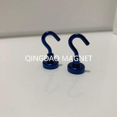 China Sintered NdFeB Hook Magnet, N35,16KGS, Permenent Hook Magnets in Blue, Black, White, Green Colors Te koop