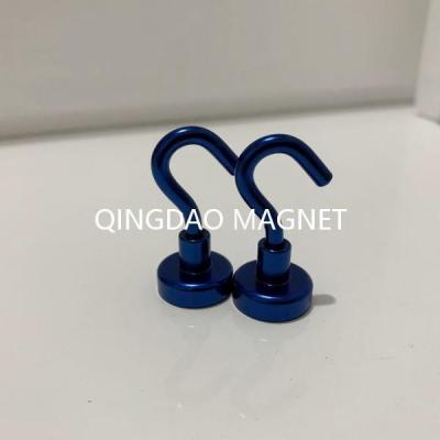 China Sintered NdFeB Hook Magnet, N35,16KGS, Permenent Hook Magnets in Blue, Black, White, Green Colors Te koop