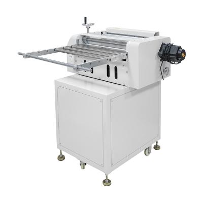 Cina Macchina per il taglio di gomma di silicone bianca 0,3kw per prodotti a base di silicone gel in vendita