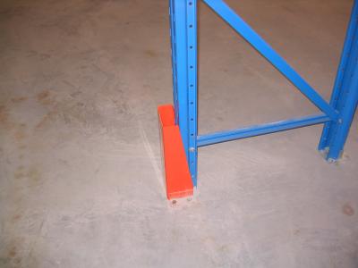 China Industrial Warehouse Storage Pallet Rack Metal Iron Upright Protectors Heavy Duty Steel Column Corner Guard Racking Protector for sale
