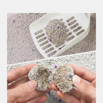 China Odor Lock Natural Bentonite Cat Litter OEM Multi Scented Bentonite Sand Litter for sale