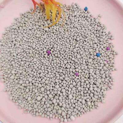 China Pet Products Bentonite Clumping Cat Litter Natural Free Samples Easy Scoop Sand for sale