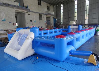 Cina Il campo sportivo gonfiabile professionale, ha frantumato il campo di football americano gonfiabile del sapone in vendita