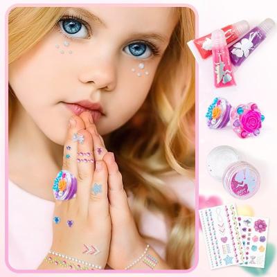 Cina Giornate di gioco consigliato Kit di trucco per bambini Lavabile e include anelli Gioco creativo in vendita