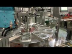 Automatische high-speed bekertjesverzegelingsmachine voor 0,3-0,5 mm dikte 25-30 bekers/min