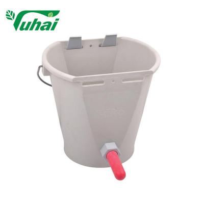 China Crash Resistance Animal Feeding Tools White 8 Liter Volume Milk Bucket for sale