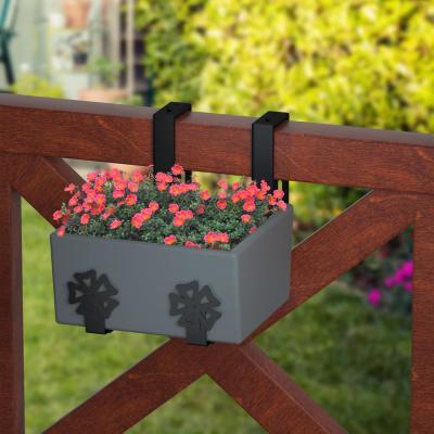 China Parâmetros para caixas de janelas ajustáveis de 6 pacotes para caixas de flores de profundidade máxima de 12' e de montagem na parede à venda