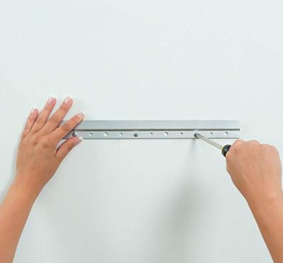 China Aluminium Z-cliphanger voor de installatie van zware spiegelfoto's en panelen met haaktype Te koop