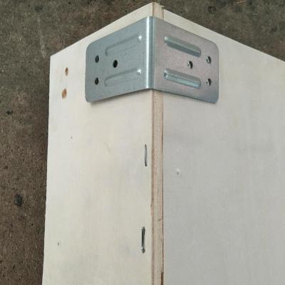 Cina Fabbricazione di apparecchiature per lo stampaggio a strisce, per bracciale, per molle, per molle a molle, per scatole di legno, per stampaggio CNC in vendita