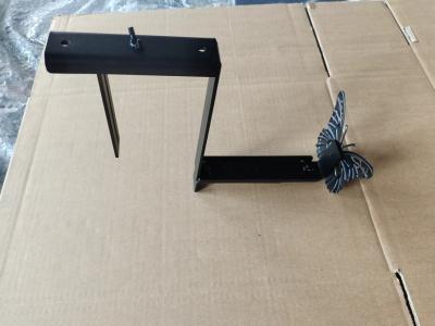 Cina Porta finestra montata a parete con design a farfalla regolabile e rivestimento personalizzato in vendita