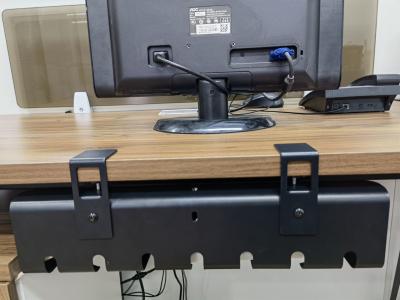 Cina Tasti non pieghevoli per la gestione dei cavi 43x10x10 cm Il prodotto ideale per lo stoccaggio dei cavi in vendita