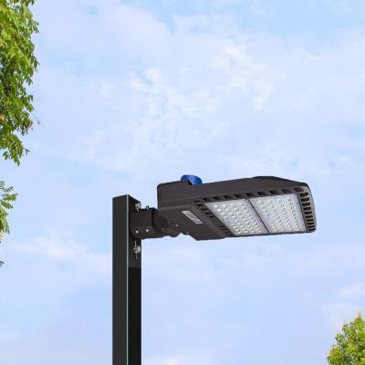 Cina Supporto per il braccio di montaggio per luci d'inondazione esterne con struttura a lato singolo e spessore di 2 mm in vendita