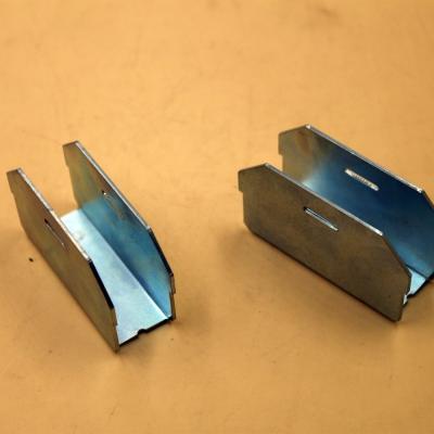 中国 標準型ステンレス鋼 方形 U 形チューブブブレーケット 非標準サイズ製造 販売のため
