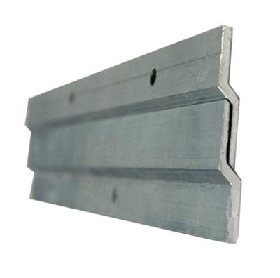Cina Cornice di montaggio in alluminio, appendiabiti, segnale, supporto, viti per apparecchiature bianche per il montaggio sicuro in vendita