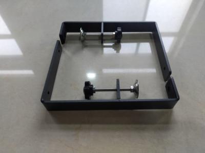 Cina Gestione del filo non pieghevole del rack desk senza inclusione della pinza organizzatrice del cavo di trivellazione in vendita