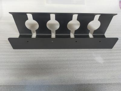 中国 シングルレベルケーブルダック デスクテーブルオーガナイザー オフィス用 デスクの下 整理 430x100x100mm 販売のため