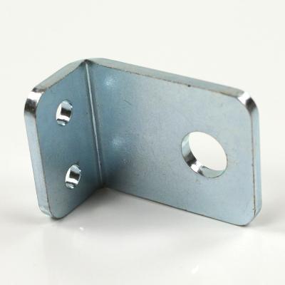 China 40 mm breed L-vormig type beugel voor op maat gemaakte standaard of niet-standaard hangmeubilair Te koop