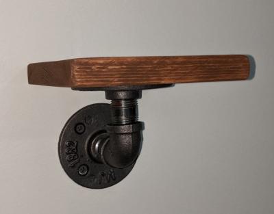 Cina Non standard 5,1 * 3,5 pollici rustic murale montato fai da te Pipe scaffale bracket in vendita