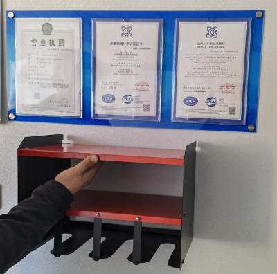 Cina Organizza e immagazzina fino a quattro trapano senza fili con questo portacomposti a parete in vendita