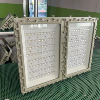 中国 ATEX Ex d IIB T6 防爆 LED 投光器 – 11,500 Lm、6,000 K、IP66、Zone 1/2 & 21/22 用 販売のため