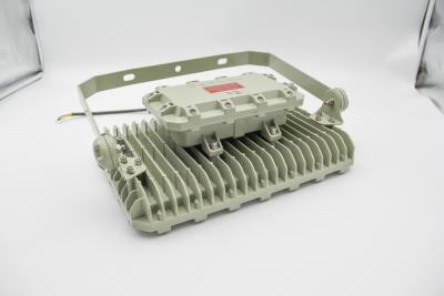 Cina Lampade a LED a prova di fiamma, risparmio energetico, IP66 per impianti chimici e piattaforme offshore in vendita