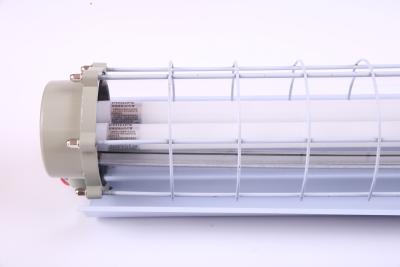 중국 ATEX 폭발 방지 LED 선형 조명 장치 100lm/w IP66 습한 환경 21 및 22 구역에 대한 재해 저항성 Ex Db Eb IIC T6 Gb, Ex Tb IIIC T80°C Db 내구성 판매용