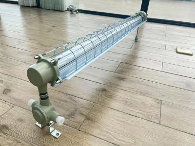 高耐腐食性能 100lm/w 防爆 LED 8KG 線形ライトチューブライト ゾーン 1 2 ゾーン 21 22