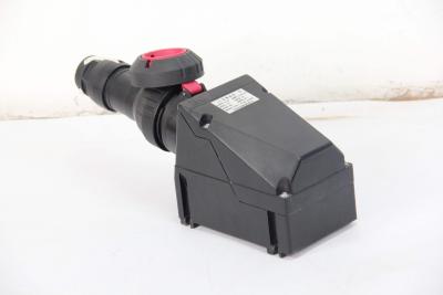 China Tomada e ficha à prova de chamas: a solução definitiva para ambientes de trabalho perigosos à venda