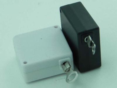 China Square-Shaped Anti-Theft Recoiler /32*32mm ABS Pull Box With Steel Wire Cable for sale