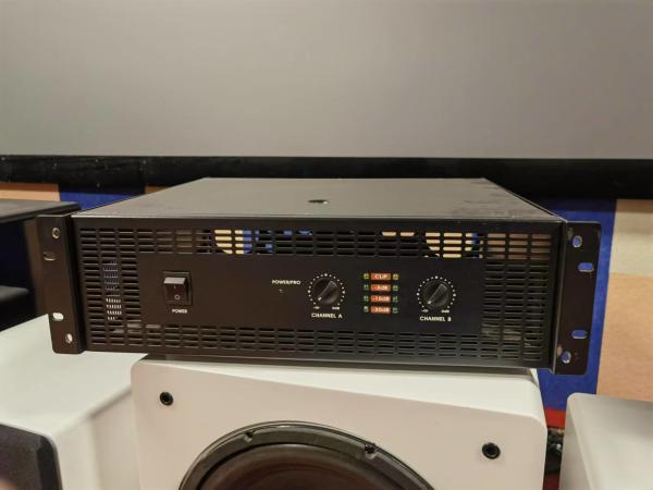 Quality Professional And Powerful Stage Power Amplifier With 2 X 1700w Output For Linear for sale
