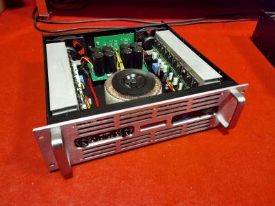 China Amplificador de Potência de Karaoke para Sala de Reuniões do Sistema de Som KTV 2 Canal 2 X 450W Amplificador de Potência Profissional de Áudio à venda