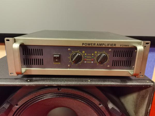 Quality High-Performance Stage Power Amplifier 2X600W Class AB With LED Indicators Sound for sale